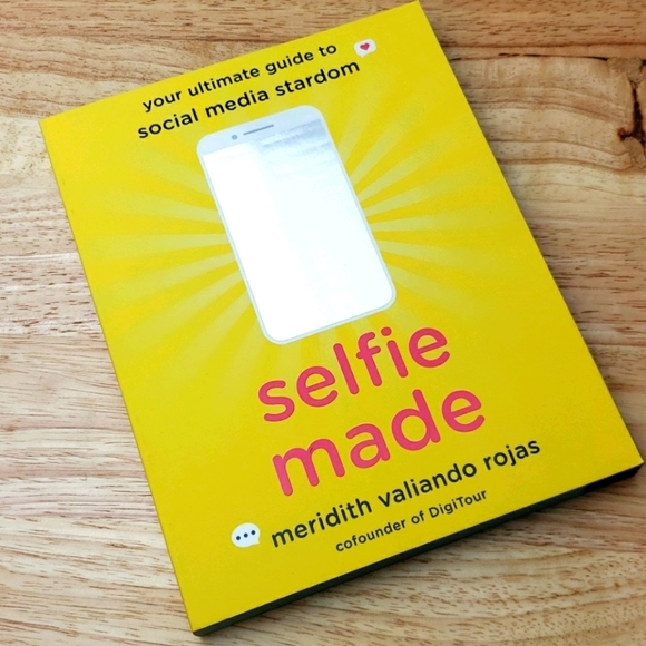 Instructible | Accents | Nwt Selfie Made By Meridith Valiando Rojas ...